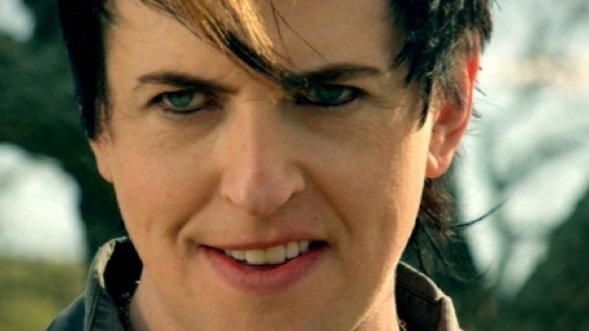 ‎Attraction - Music Video by Hourcast - Apple Music