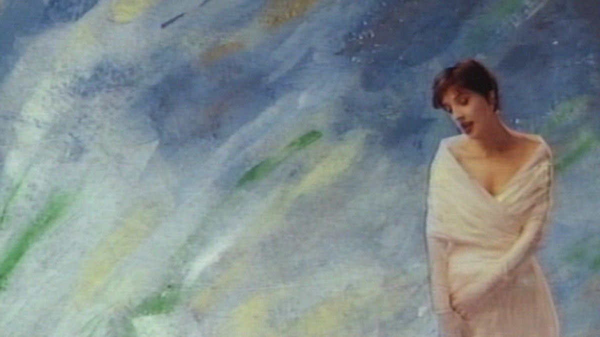 ‎Orinoco Flow - Music Video by Enya - Apple Music