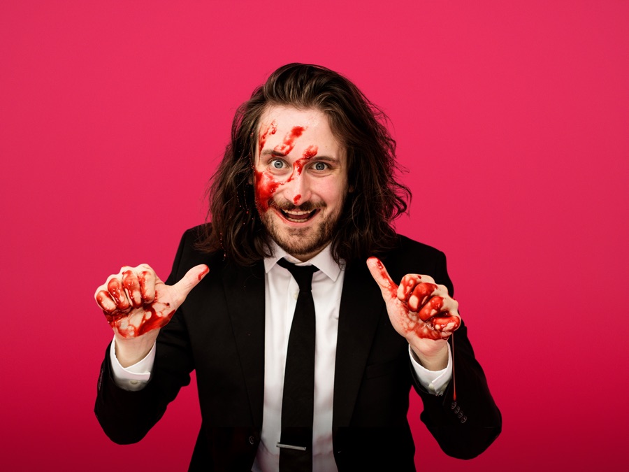 Alexander Bennett's Terrifying Smile - Apple TV