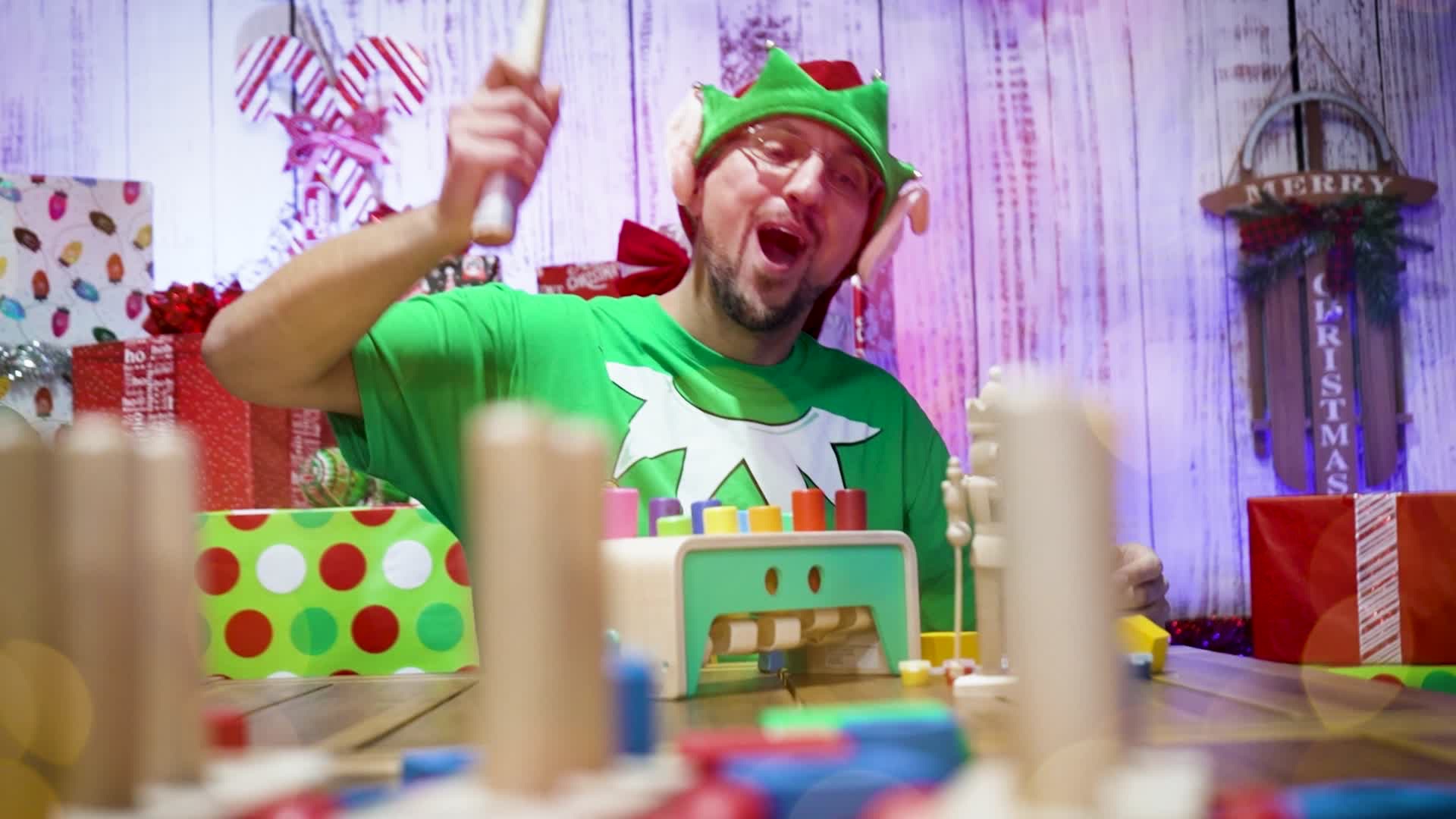 Rainbow Friends (feat. Fgteev) - Music Video by Funnel Vision - Shazam