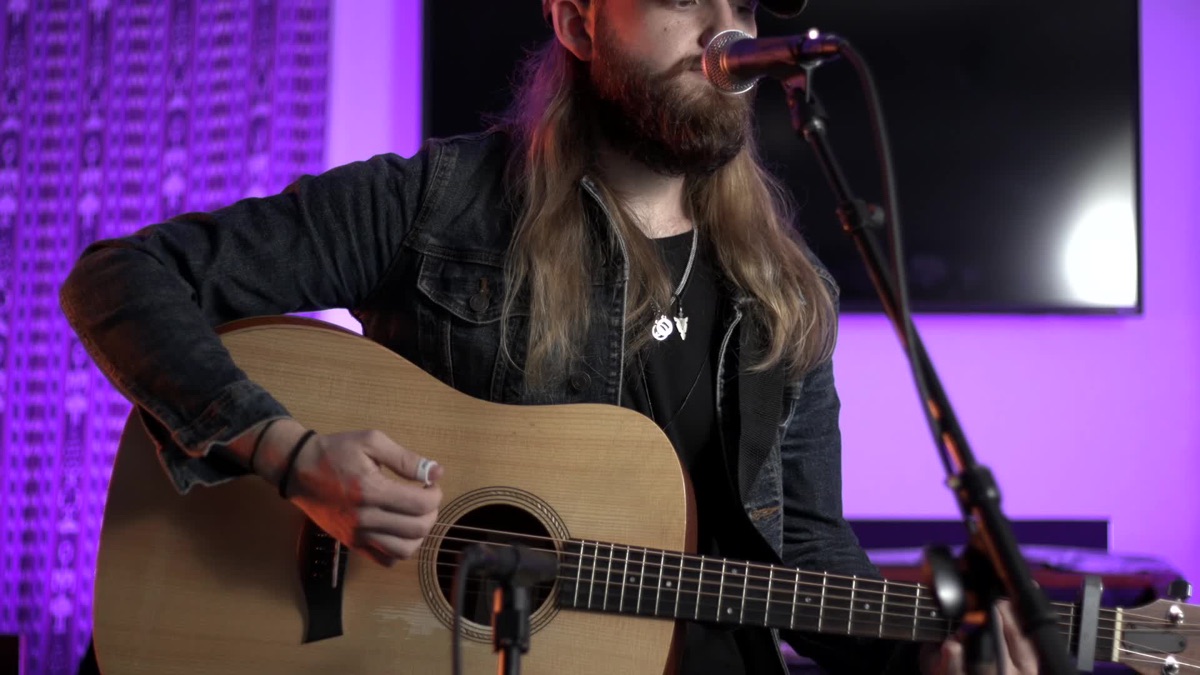 ‎Ghost Town (Acoustic) [Live] - Music Video by Charlie Cope - Apple Music