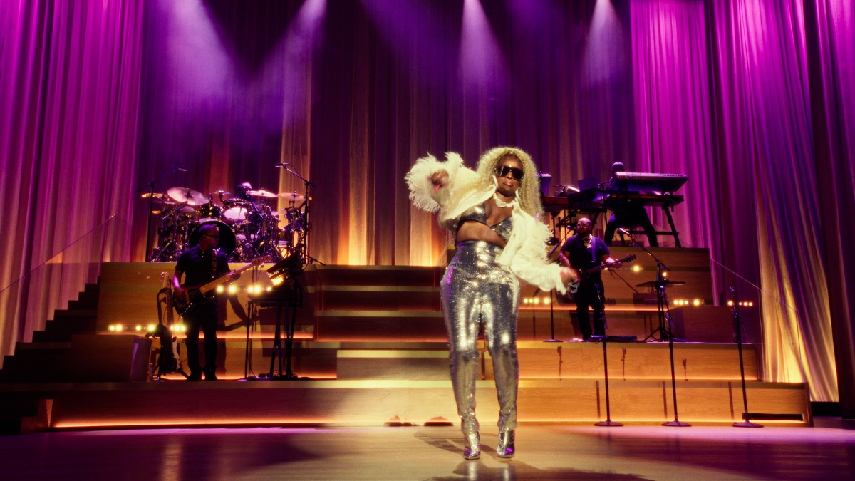 rising To The Top Apple Music Live Music Video By Mary J Blige