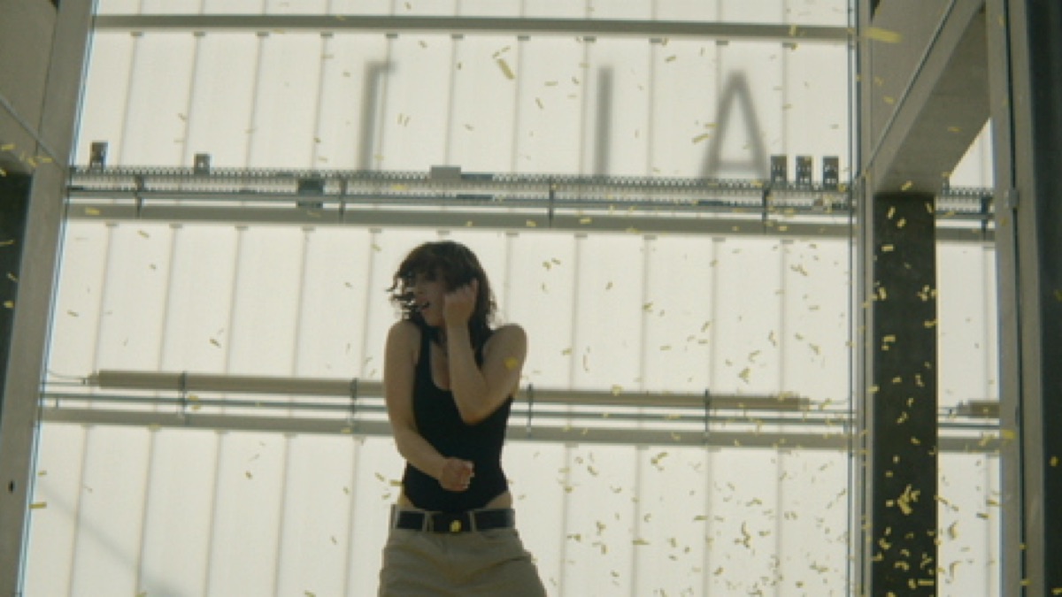 ‎Take It Back - Muziekvideo van Drew Sycamore - Apple Music