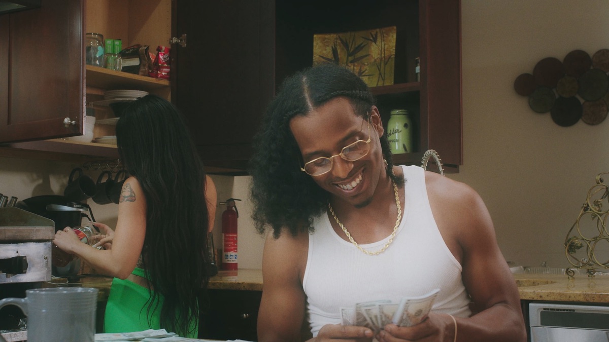 ‎Papi - Video di Rizzy Rackz - Apple Music