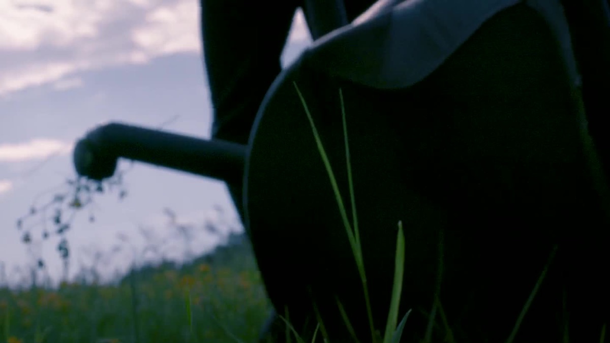 ‎Outside - Music Video by Jason Being - Apple Music