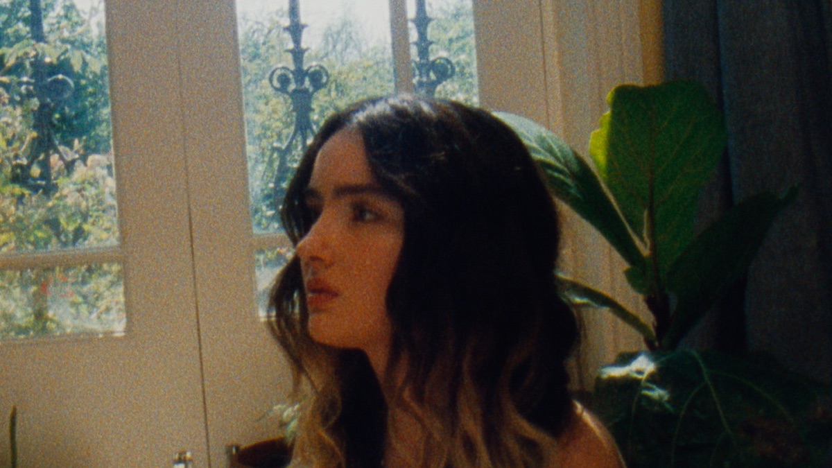 ‎Goodbye by Valencia Grace on Apple Music