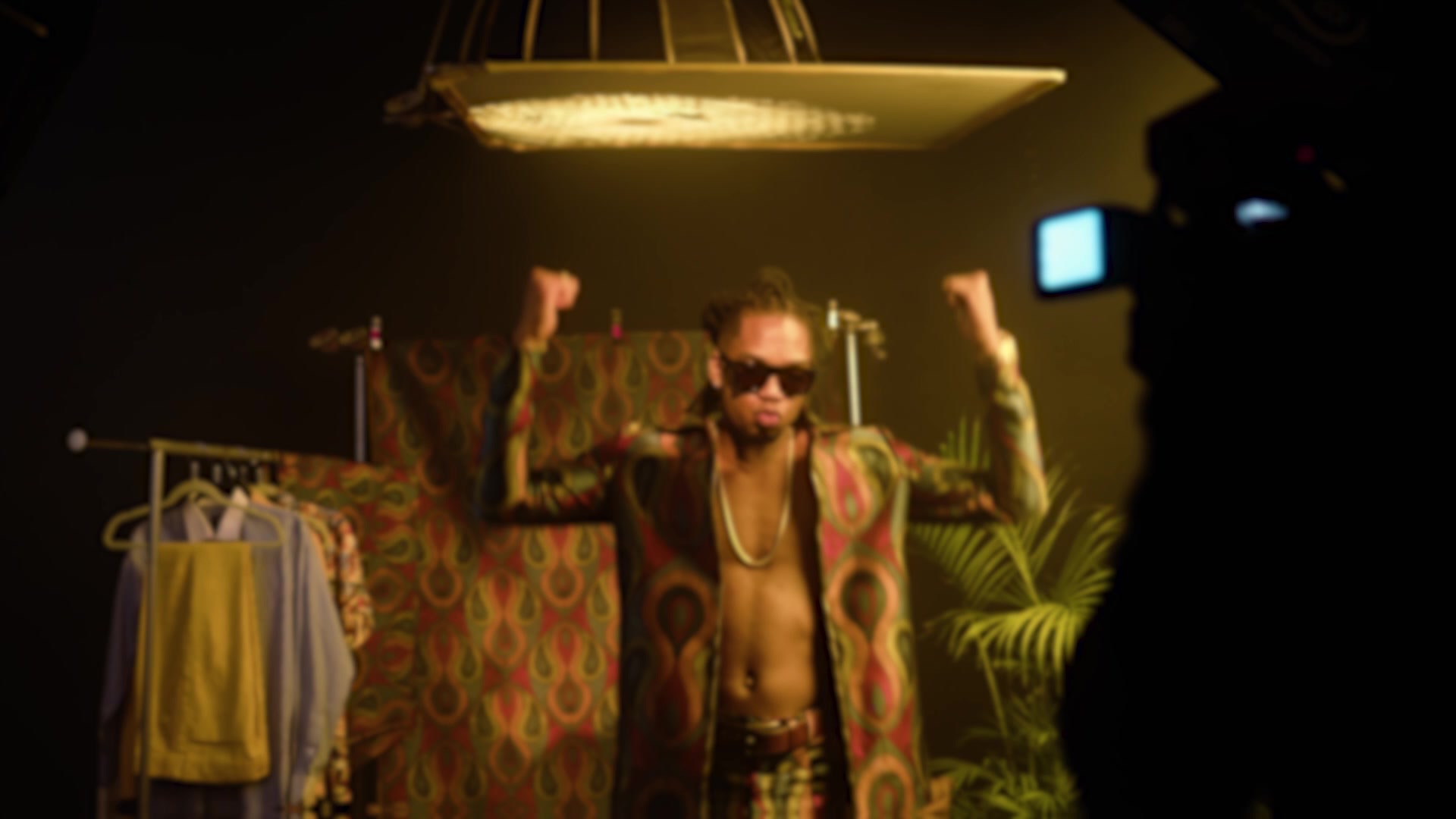 Feelings (Remix) [feat. Jada Kingdom] - Music Video by D'yani - Shazam