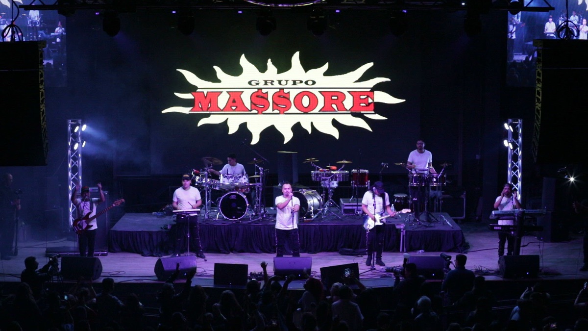 ‎El Baile Del Gorila (En Vivo) - Music Video by Massore - Apple Music