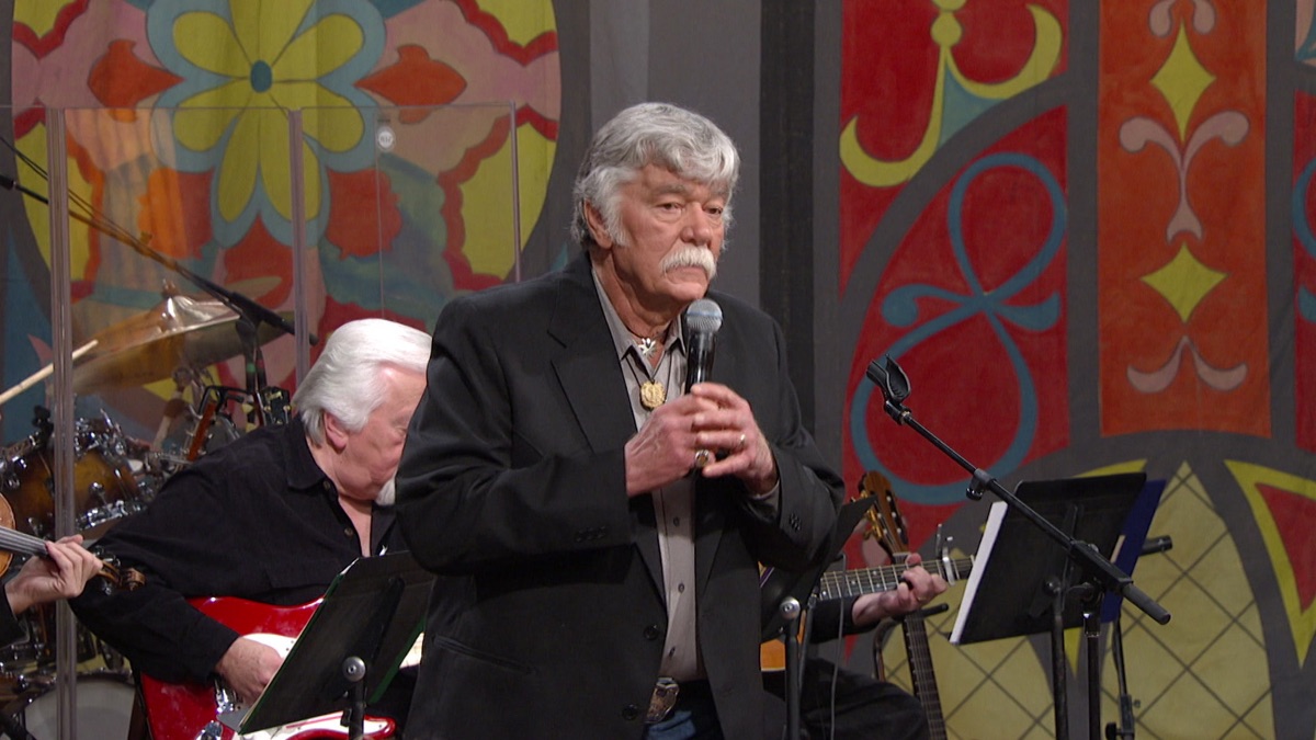 ‎The Family's Growing (feat. Ed Bruce) [Live] - Music Video by Country ...