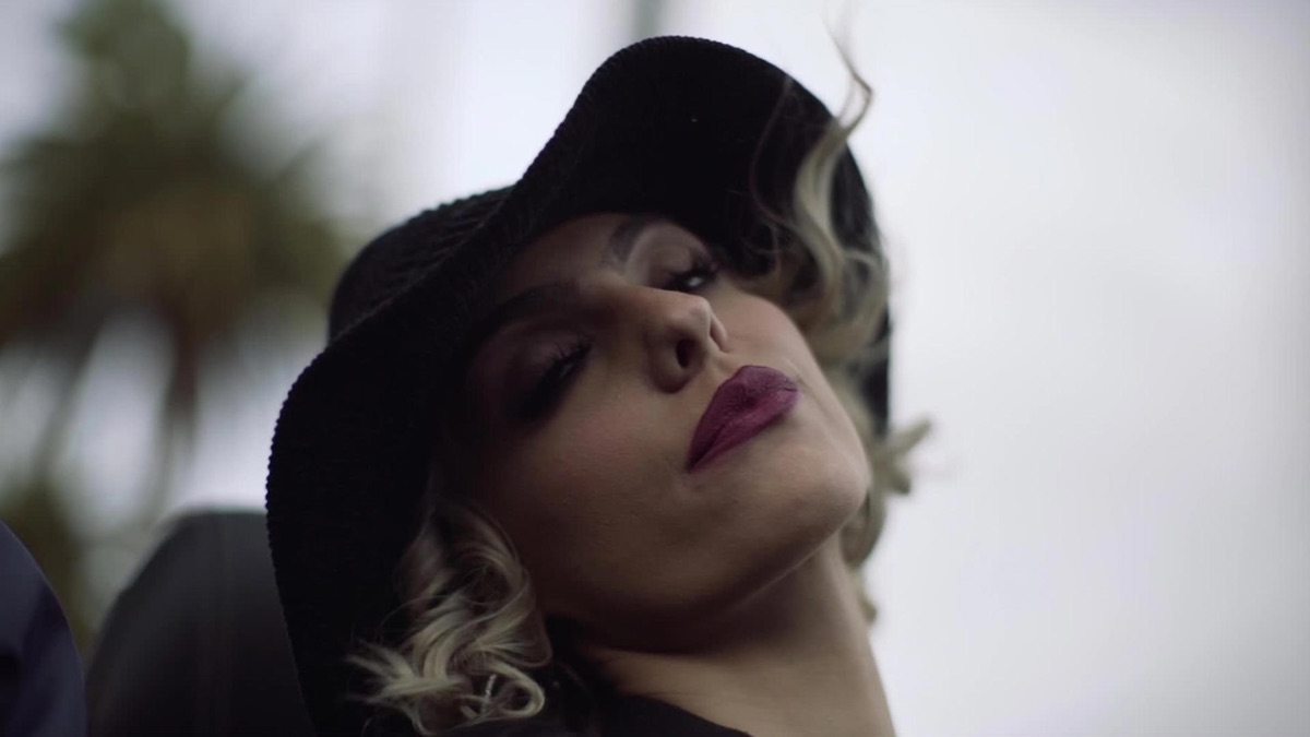 ‎La La Land - Music Video by nikmoody - Apple Music