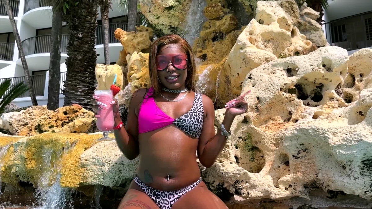 ‎Badd - Music Video by Iggy Badd - Apple Music