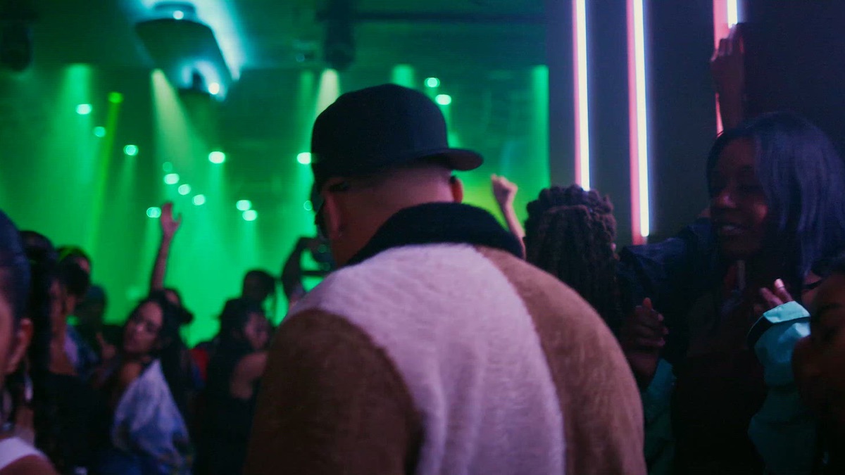 señorita Music Video By Wisin And Young Miko Apple Music