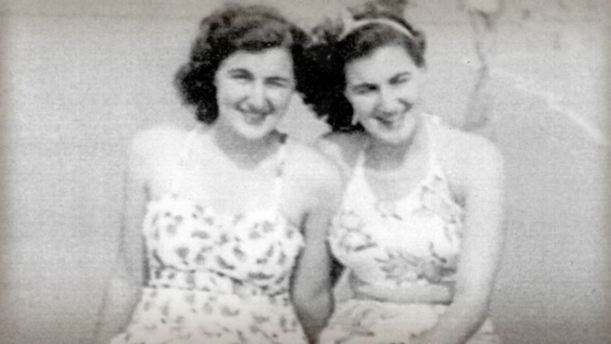 Top Secret Rosies: The Female Computers of WWII - Official Trailer ...