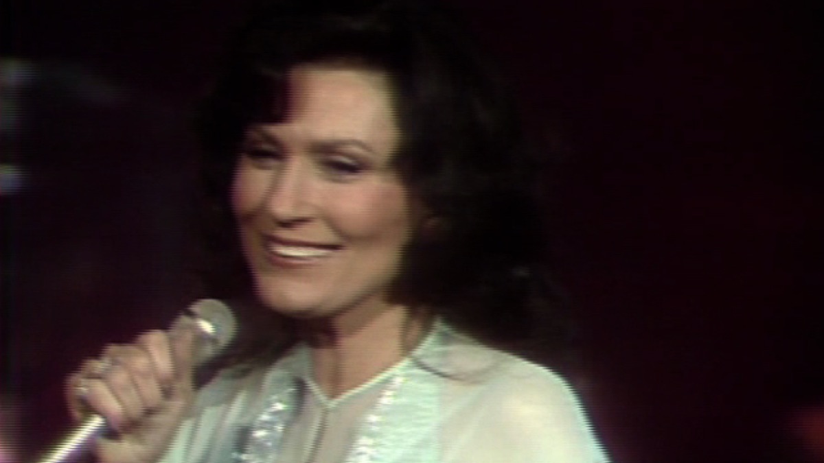 You Ain't Woman Enough (Live in Edmonton, Canada, 1978) by Loretta ... You Ain't Woman Enough (Live in Edmonton, Canada, 1978) by Loretta ...