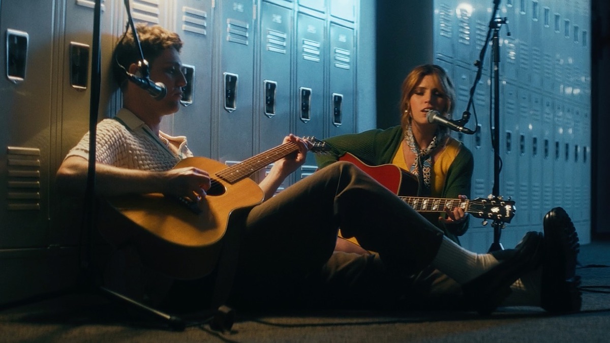 ‎Brother, Sister〚Live〛 - Music Video by Echosmith - Apple Music