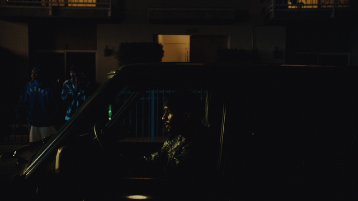 ‎Mic On (Visualizer) - Music Video by Alex Isley - Apple Music