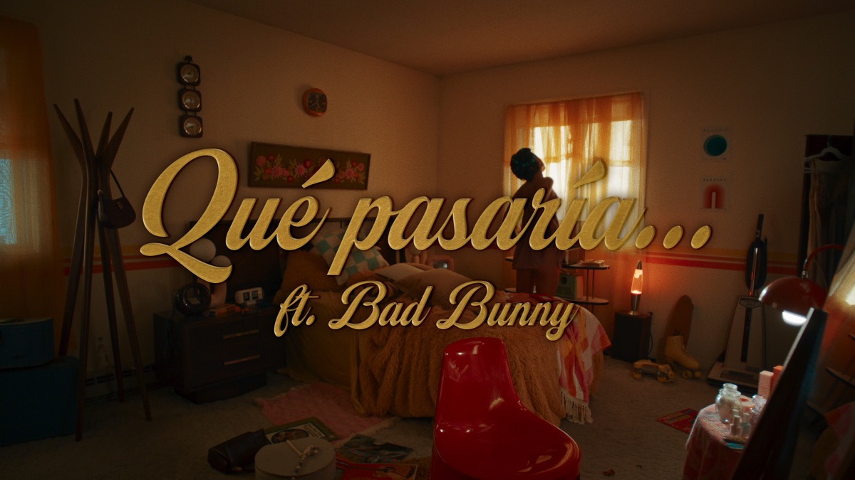 ‎Video musical de “Qué Pasaría... (Official Lyric Video)” de Rauw ...