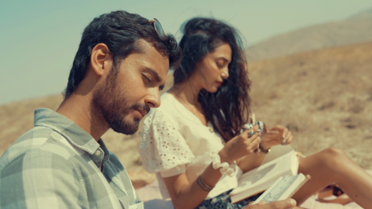 ‎Nizhal (From "Loopd") - Music Video by Nandhagopan V, Ahamed Shyam ...