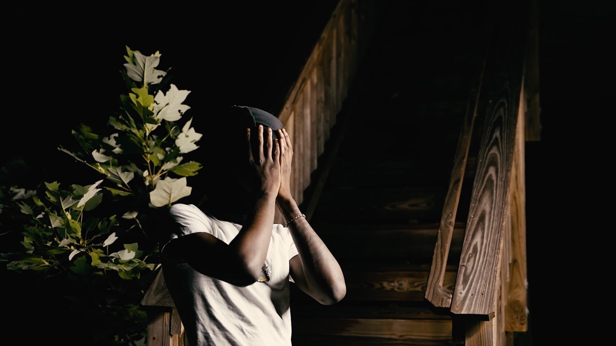 ‎How I Live - Music Video by Raq baby - Apple Music