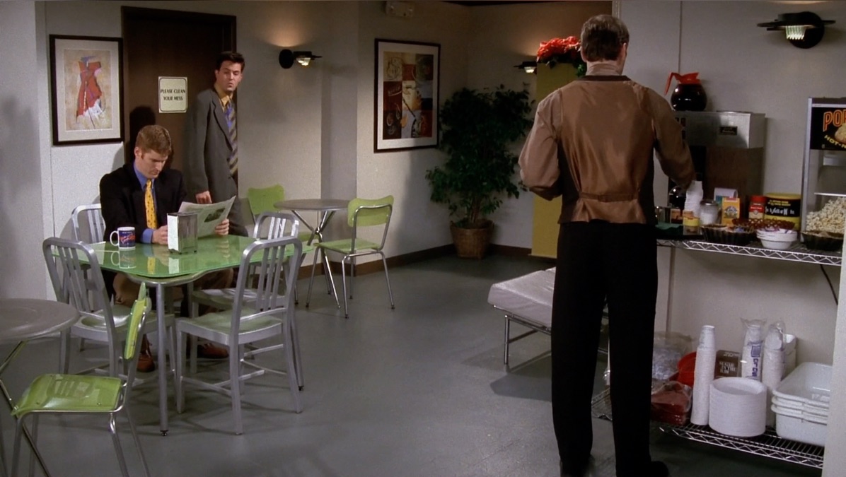 ‎The One with the Girl from Poughkeepsie - Friends (Series 4, Episode ...