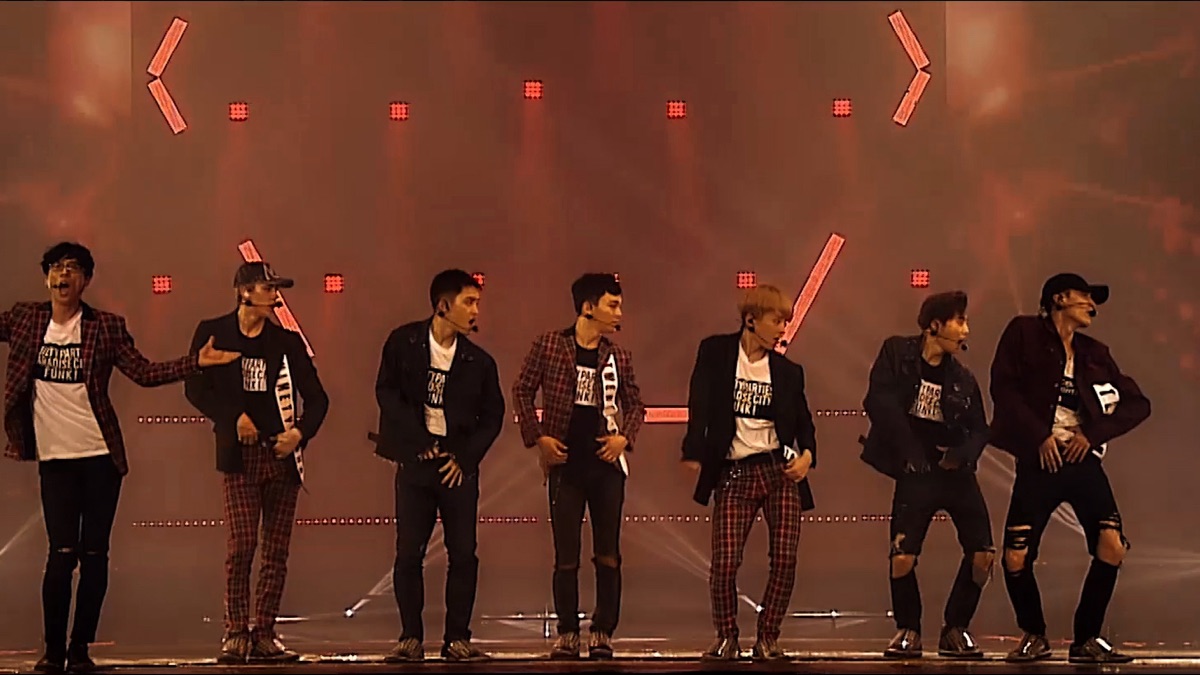 Dancing King》- 刘在锡 & EXO的音乐视频 - Apple Music