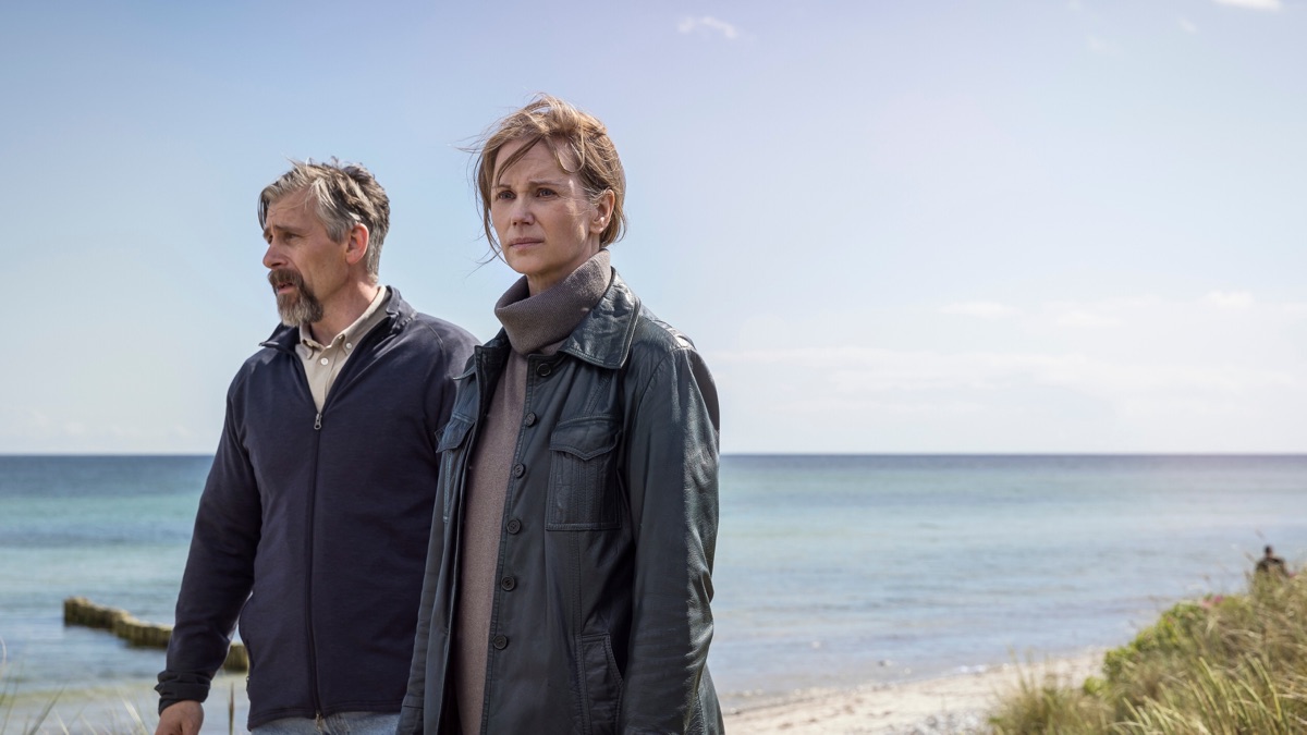 Episode 6 - Fallen (Series 1, Episode 6) - Apple TV (NO)