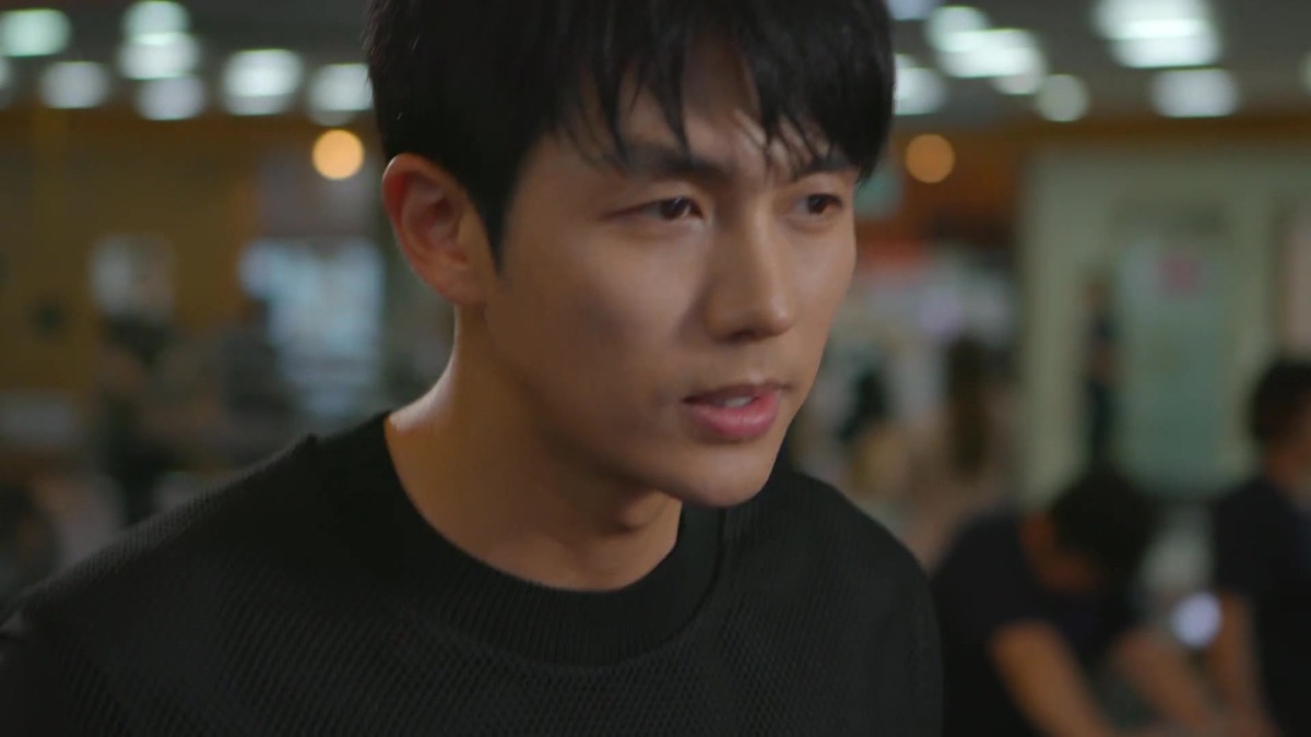 Episode 1 – Let's Eat Something, Anna (Season 1, Episode 1) - Apple TV (CA)