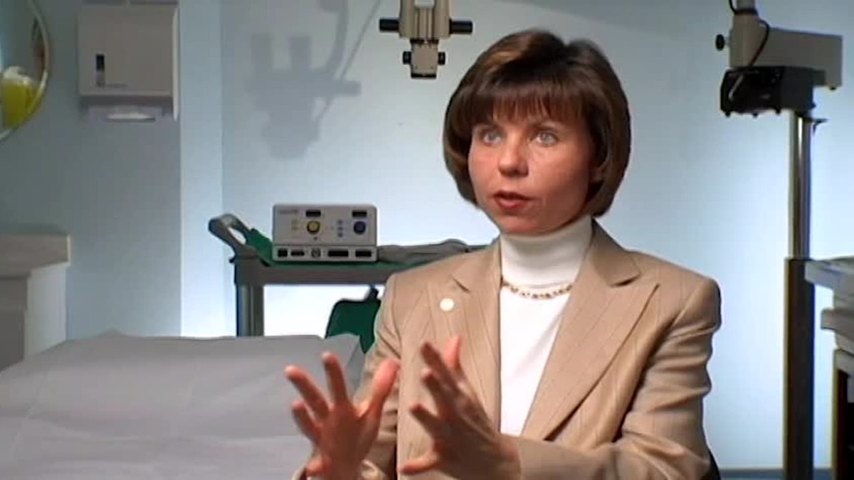 Otolaryngology – Doctor*Ology (Season 1, Episode 7) - Apple TV (CA)