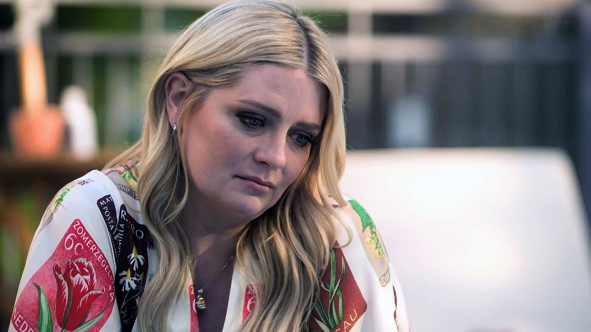 Episode 27 - Neighbours (Season 41, Episode 27) - Apple TV