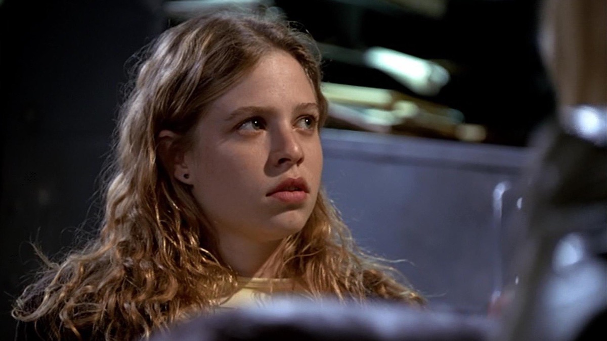 Cops And Robber - NYPD Blue (Series 9, Episode 5) - Apple TV (SI)