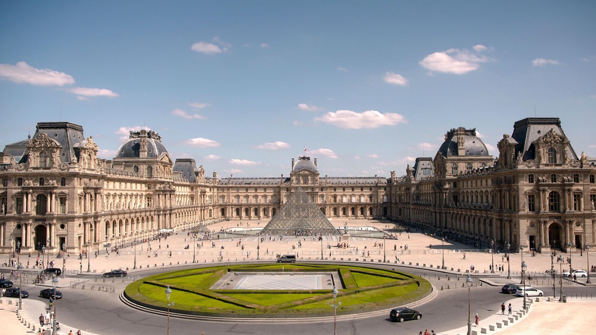‎Le Louvre - Ancient Superstructures (Series 2, Episode 1) - Apple TV (IE)