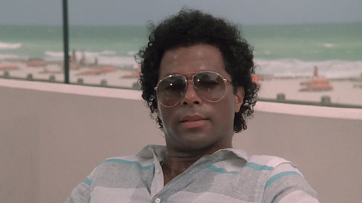 Heart of Night – Miami Vice (Season 5, Episode 3) - Apple TV (CA)