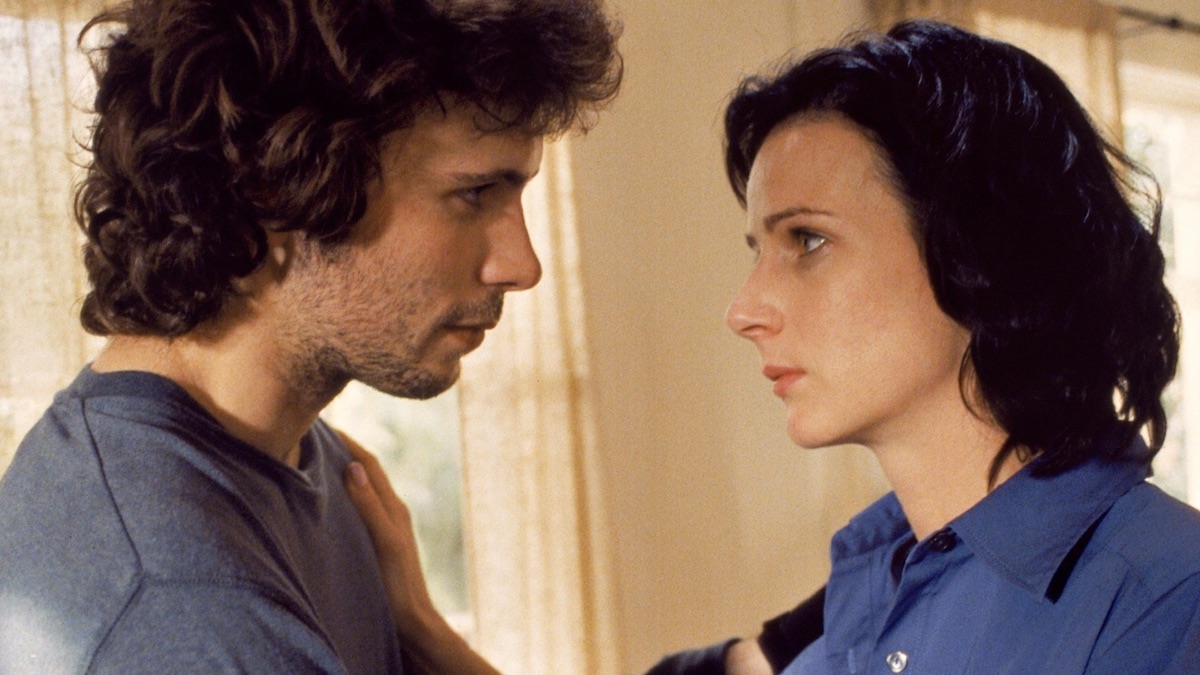 ‎Una Vida Privada - Six Feet Under (temporada 1, episodio 12) - Apple ...