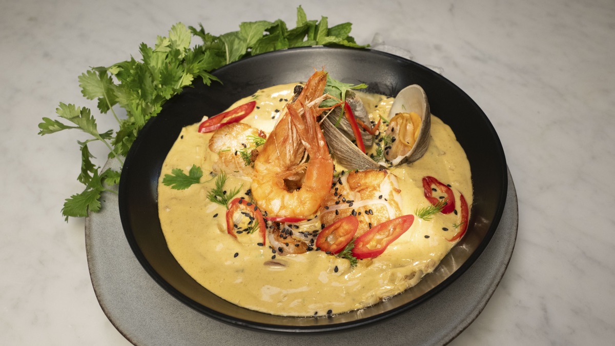 Chopped High Rollers - Wildcard Kitchen (Season 1, Episode 1) - Apple TV