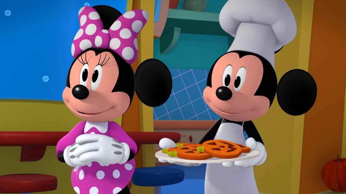 This Cat Doesn't Swim!; Funhouse-made Costumes - Mickey Mouse Funhouse ...