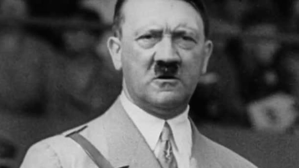 The Dictators: Hitler - Apple TV