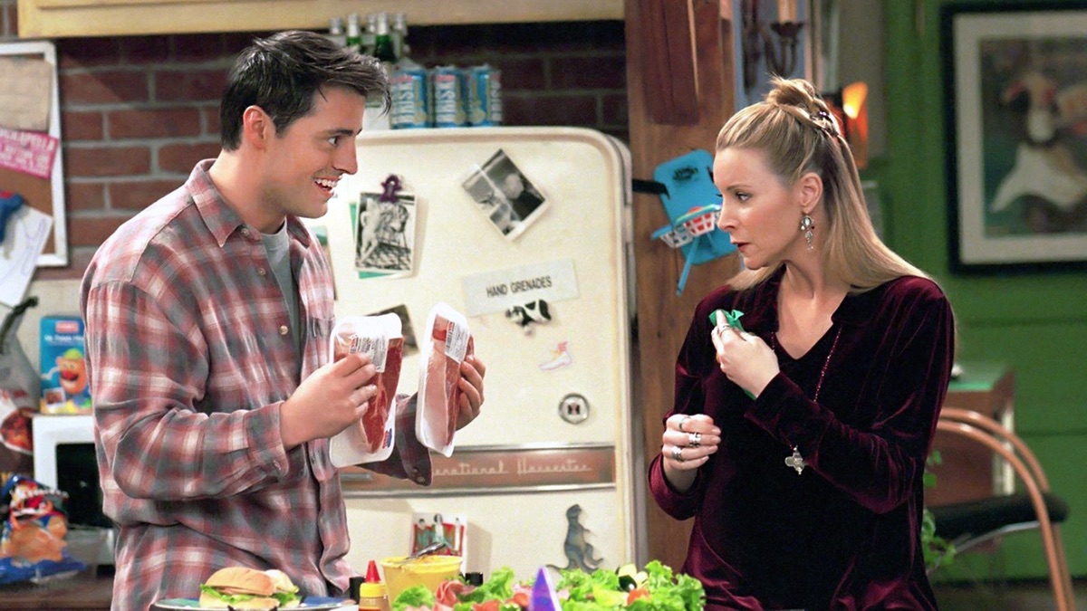 ‎The One with the Fake Party - Friends (Series 4, Episode 16) - Apple ...