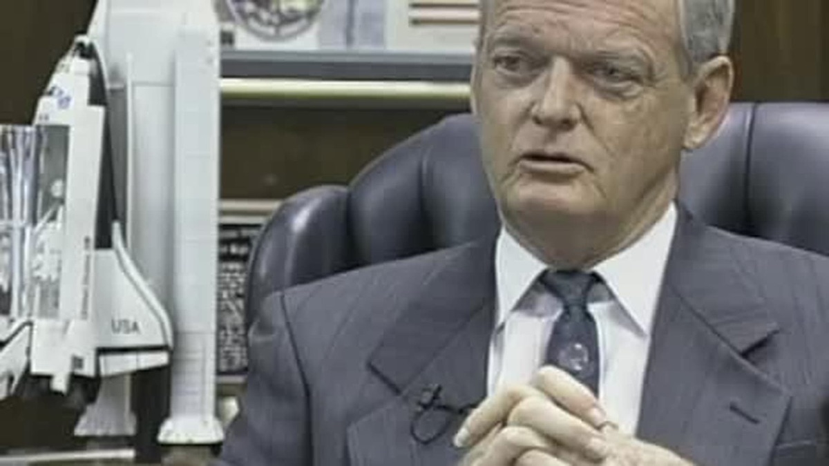 The Rise and Fall of the Russian Space Program - Apple TV