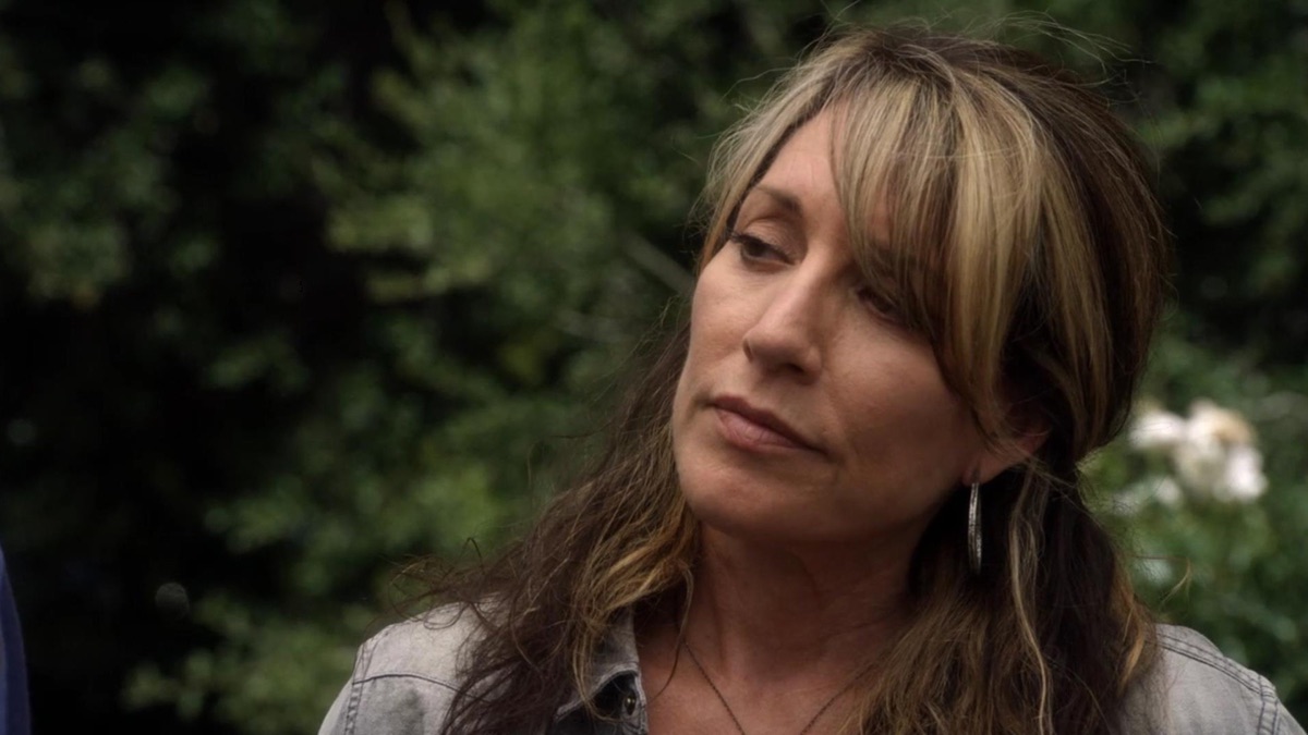 ‎Home - Sons of Anarchy (Series 3, Episode 4) - Apple TV (BR)