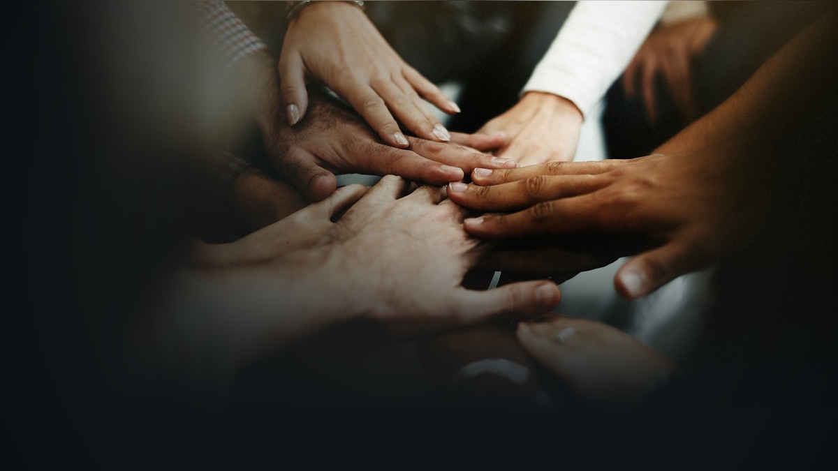 Helping Hands Summer Series - Apple TV (AU)