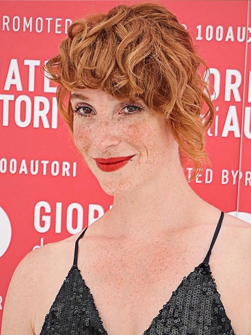 ‎Películas y series de Éva Vica Kerekes - Apple TV