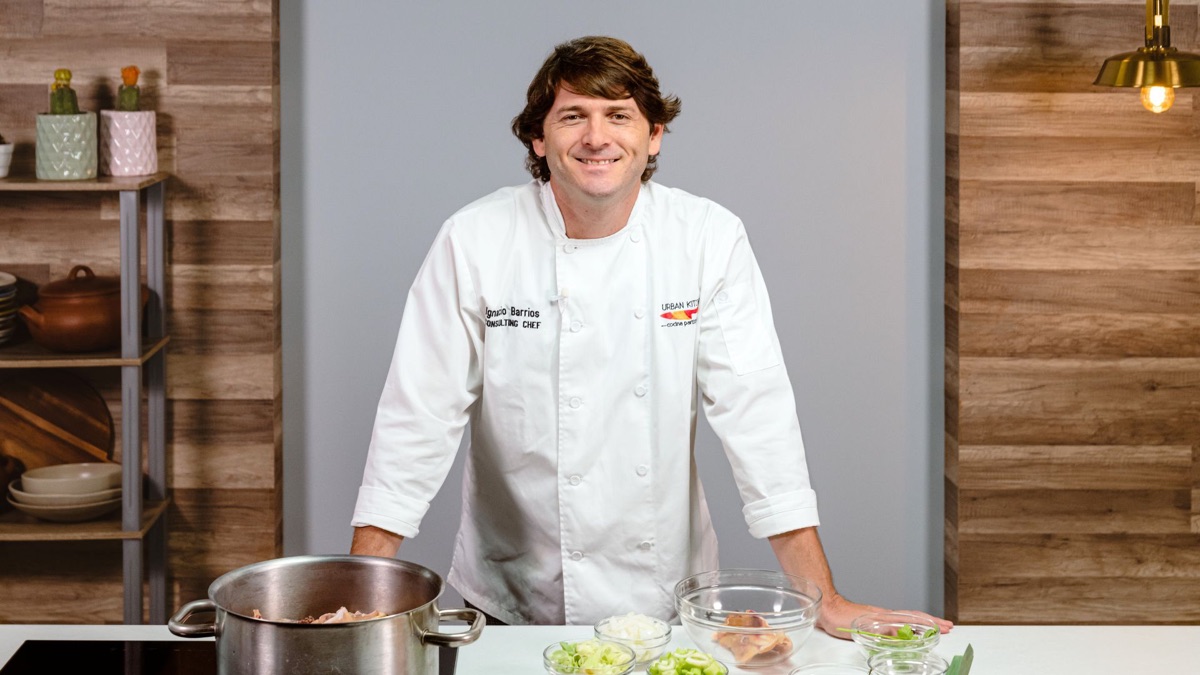 Conoce a tu profesor Ignacio Barrios - La base del Sabor: Caldos y ...