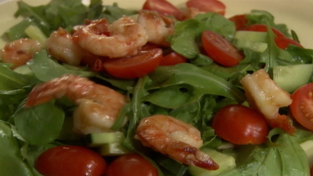 Episode 12 - Cooking with Siba (Season 1, Episode 12) - Apple TV