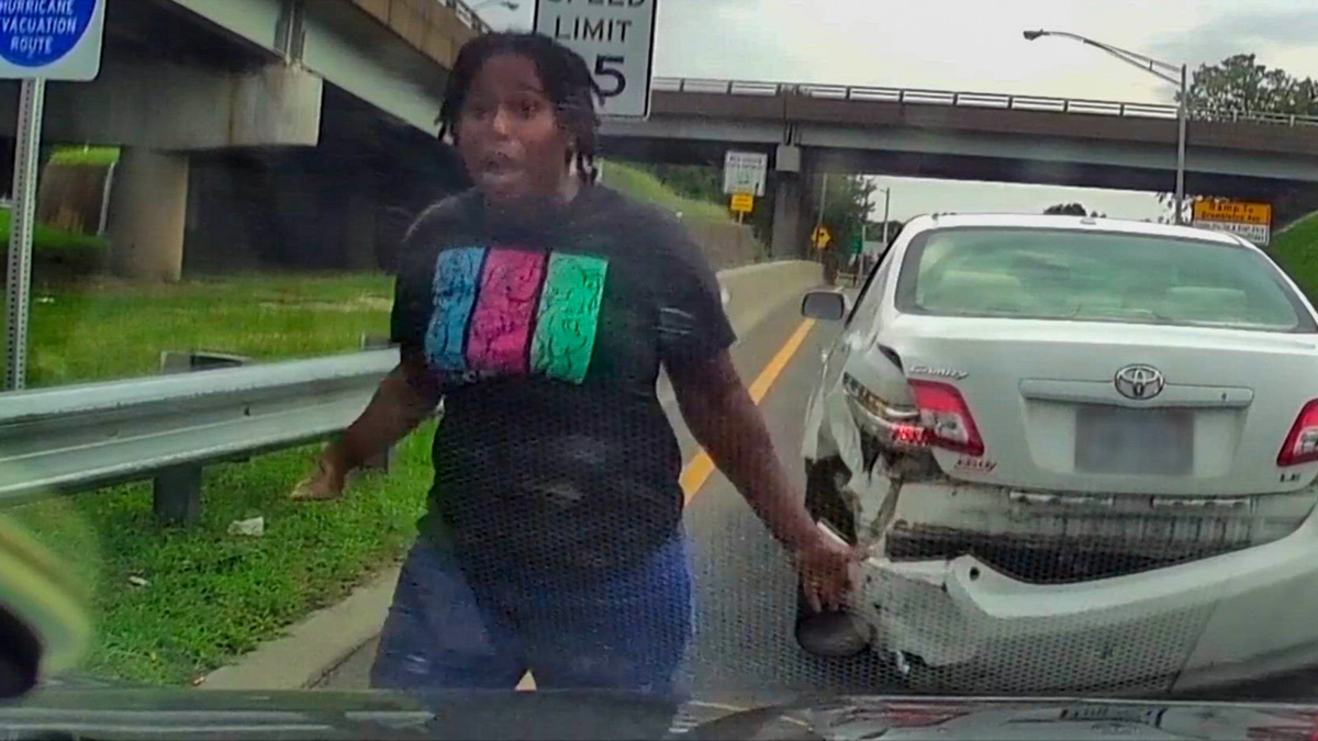 Angry Asphalts - Road Rage (Series 3, Episode 2) - Apple TV (SK)