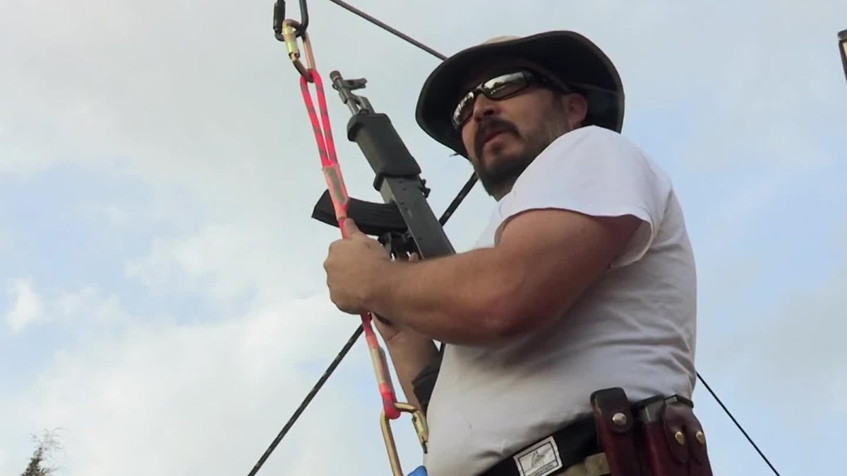 Zipline Escape – Hillbilly Preppers - Atlanta (Season 1, Episode 3 ...