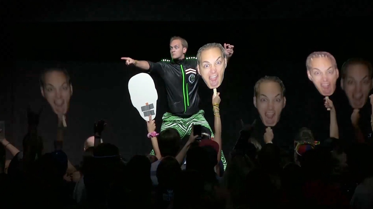 Catching Air - Apple TV