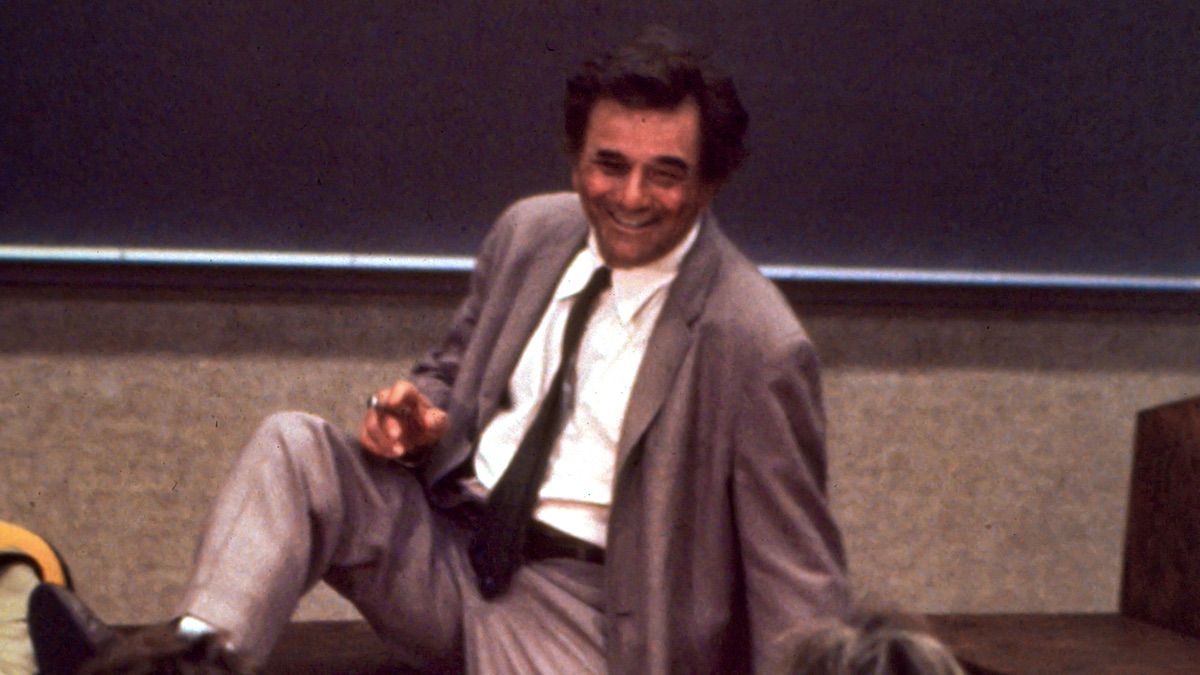 Columbo Goes to College - Columbo (Series 10, Episode 1) - Apple TV (PL)