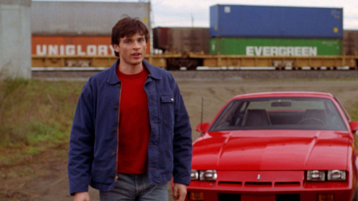 ‎Suspect - Smallville (Series 2, Episode 13) - Apple TV (QA)