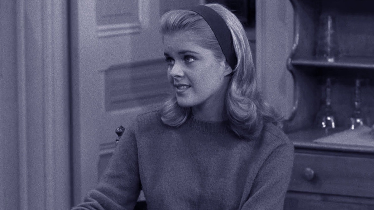 Lucy and Her Electric Mattress - The Lucy Show (Season 1, Episode 12 ...