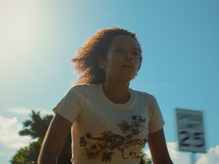 Waves - Apple TV (UK)